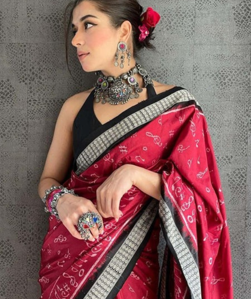 Home -- Dolly Handlooms & Boutique